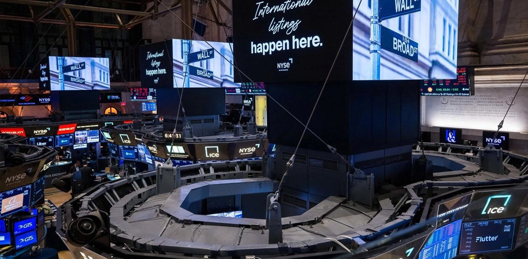 Wall Street Cierra al Alza Impulsado por Recorte de Tasas y la Inversión Millonaria de Nvidia en ...