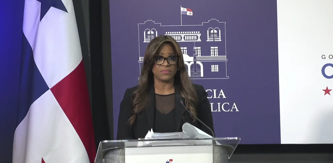 Luz verde a B/.25.4 millones para sanear terrenos en Colón - La Voz ...